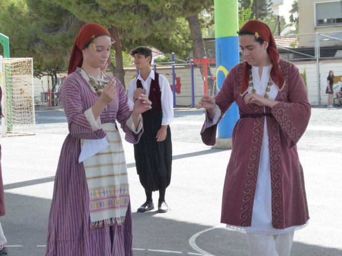 1η Οκτωβρίου 2022 ΛΥΚΕΙΟ ΑΠΟΣΤΟΛΟΥ ΠΕΤΡΟΥ ΚΑΙ ΠΑΥΛΟΥ